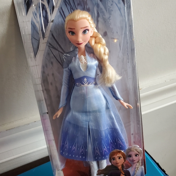 Disney | Toys | Disney Frozen Elsa Fashion Doll With Long Blonde Hair ...